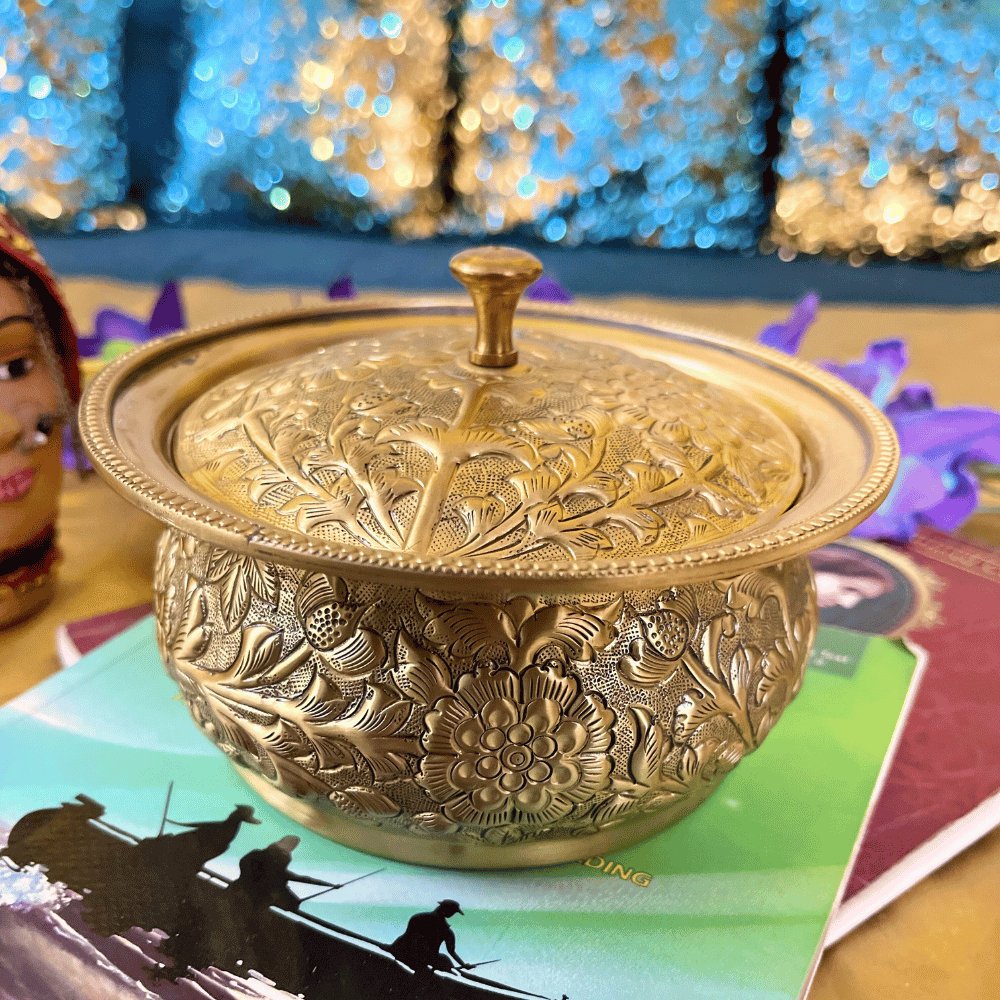Vintage Brass Trinket Box – Brass Globe