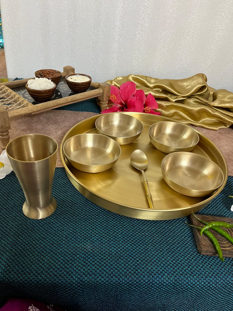 7 Pieces Brass Gujarati Thali Set Matte Finish – Brass Globe
