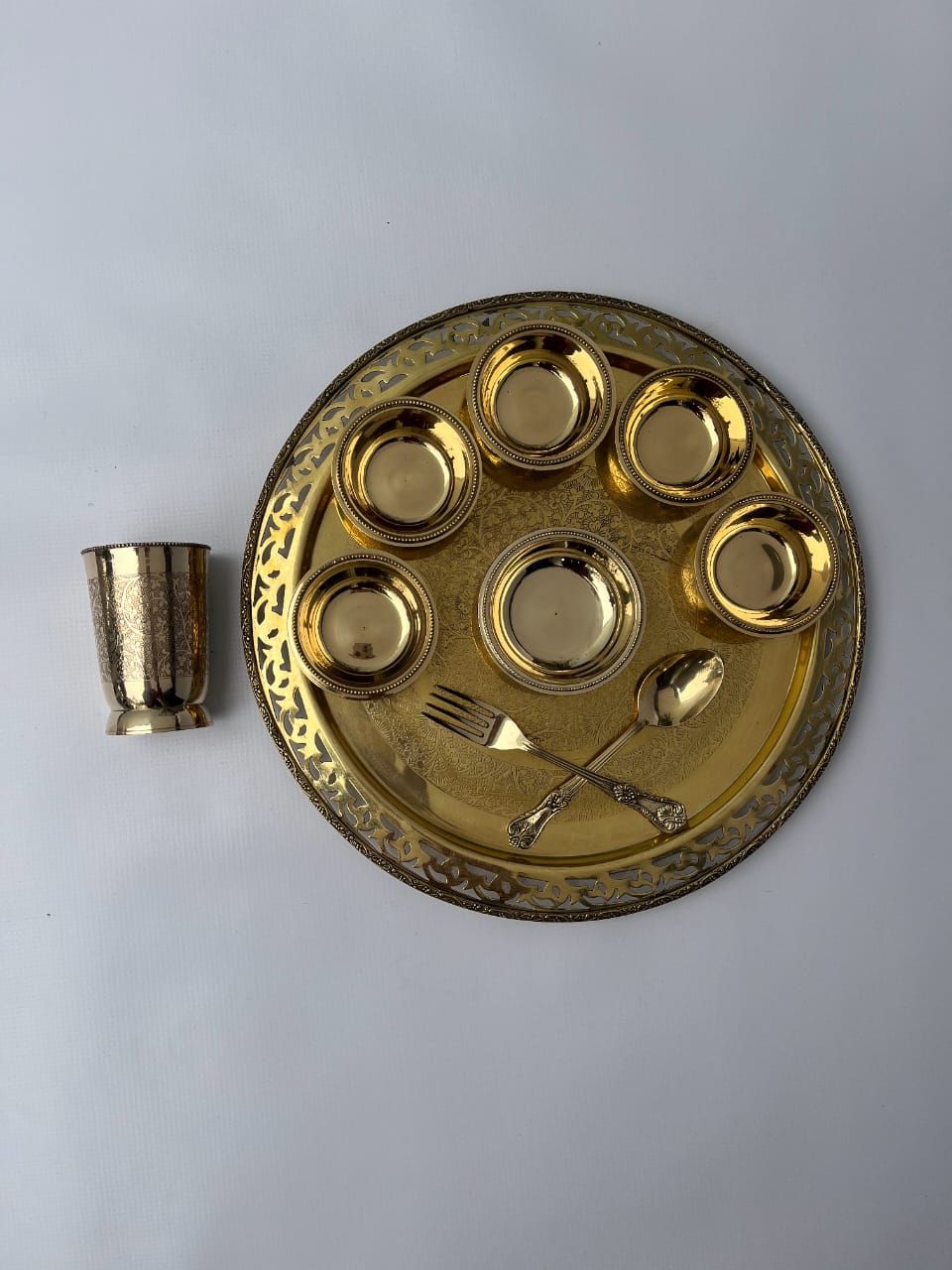Brass / pital Jaalidaar Dinner set – Brass Globe
