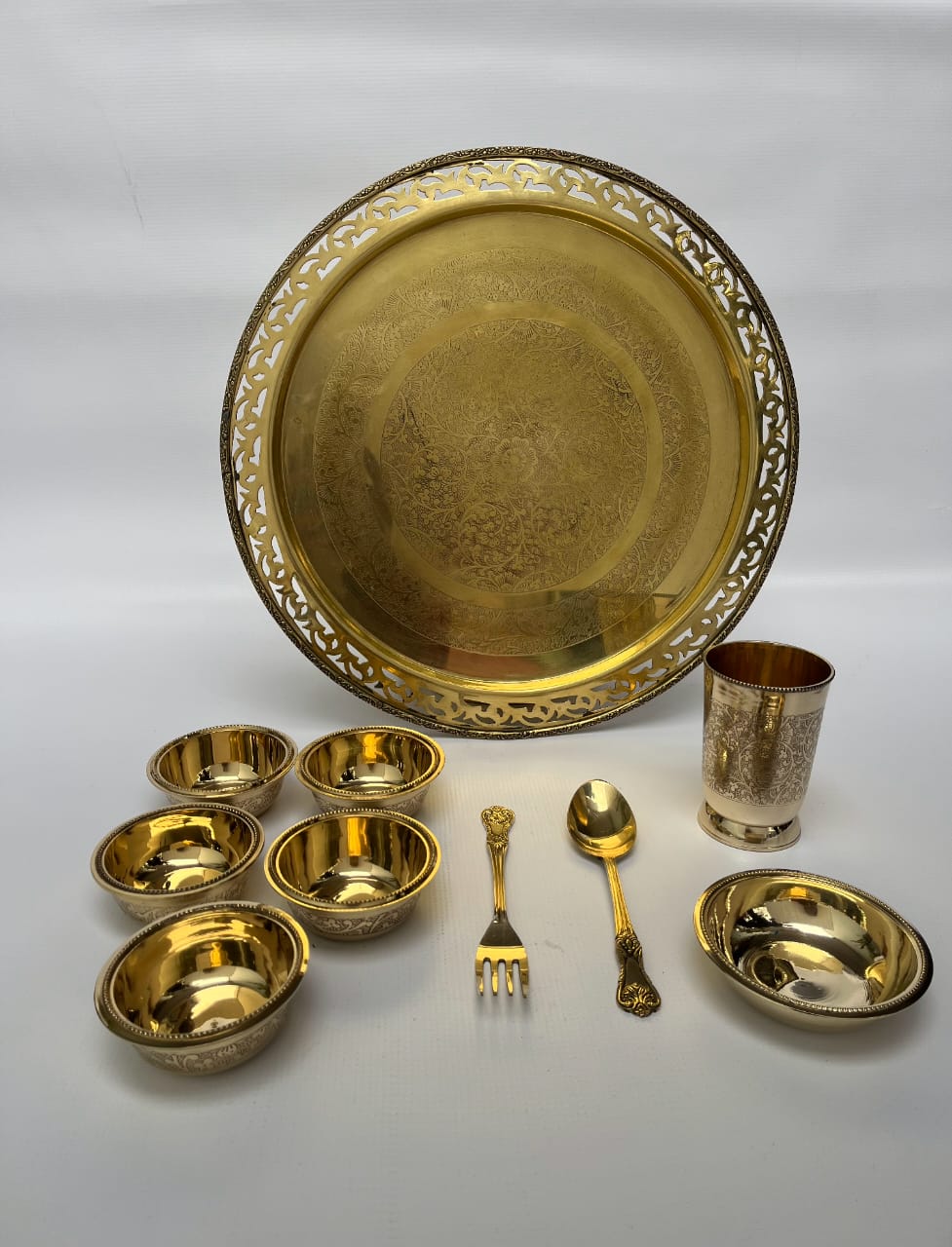 Brass / pital Jaalidaar Dinner set – Brass Globe