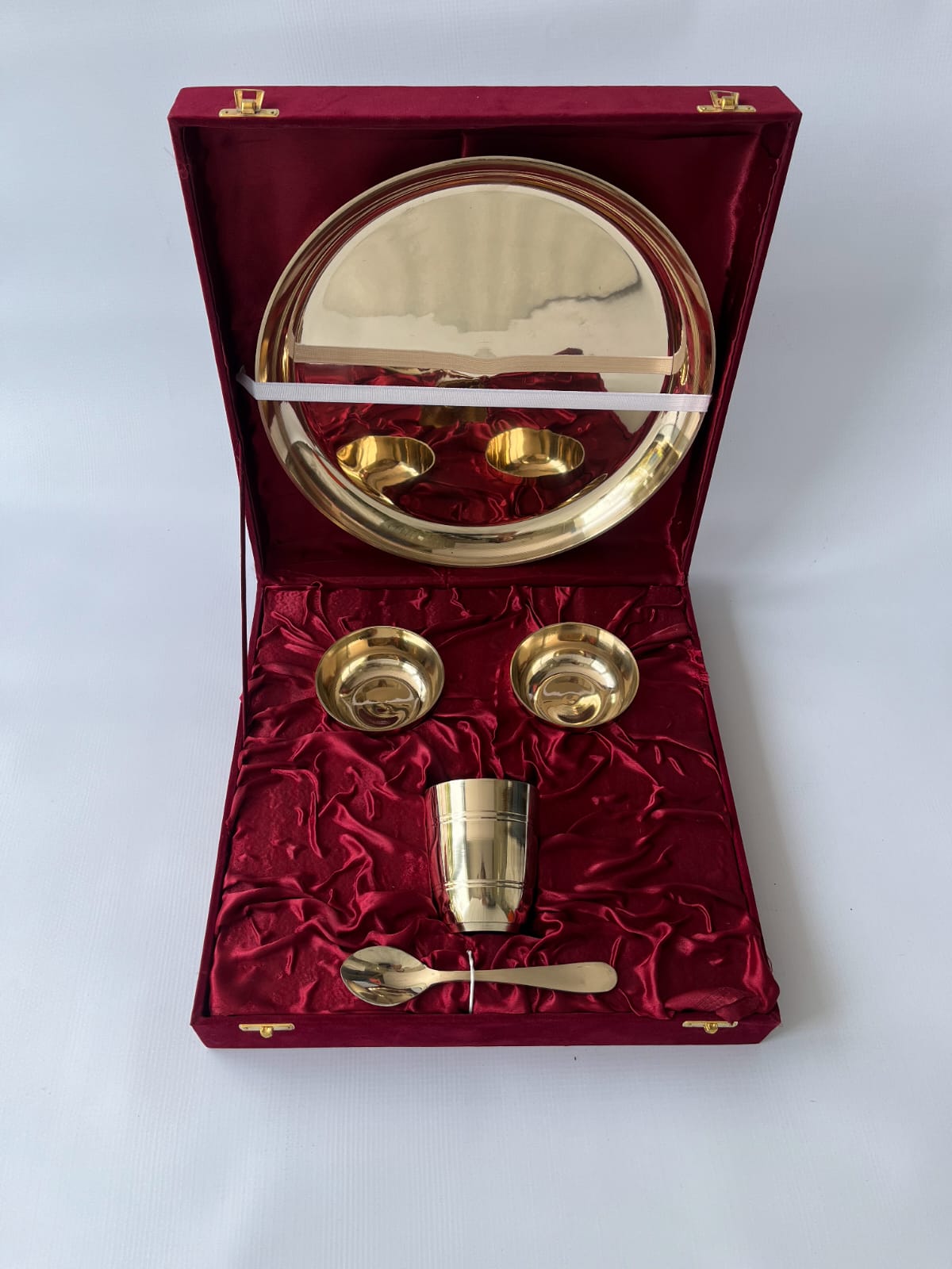Kansa set with velvet box in matte and glossy finish – Brass Globe