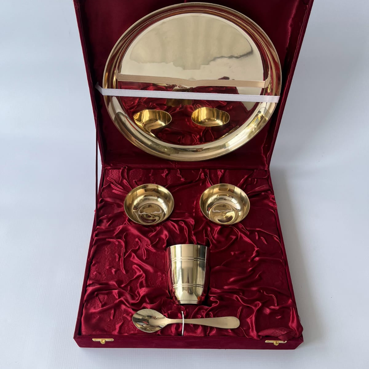 Kansa set with velvet box in matte and glossy finish – Brass Globe